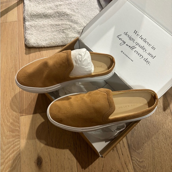 Jenni Kayne | Shoes | Jenni Kayne Suede Slipon Womens Shoes | Poshmark